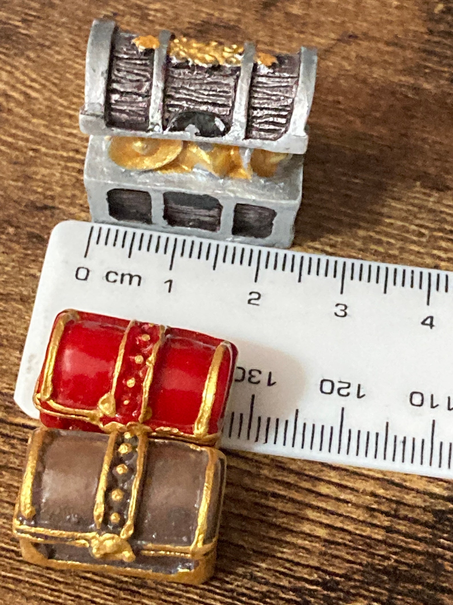 Miniature Deep Sea Pirate Treasure Chest Cake Topper Decoration Red ...