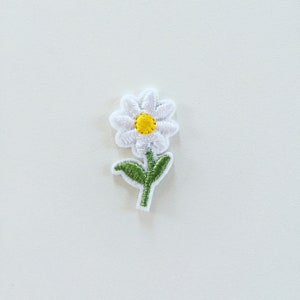 Dainty Daisy Iron-on Patch, Tiny White Floral Badge, Flowery Hippie ...