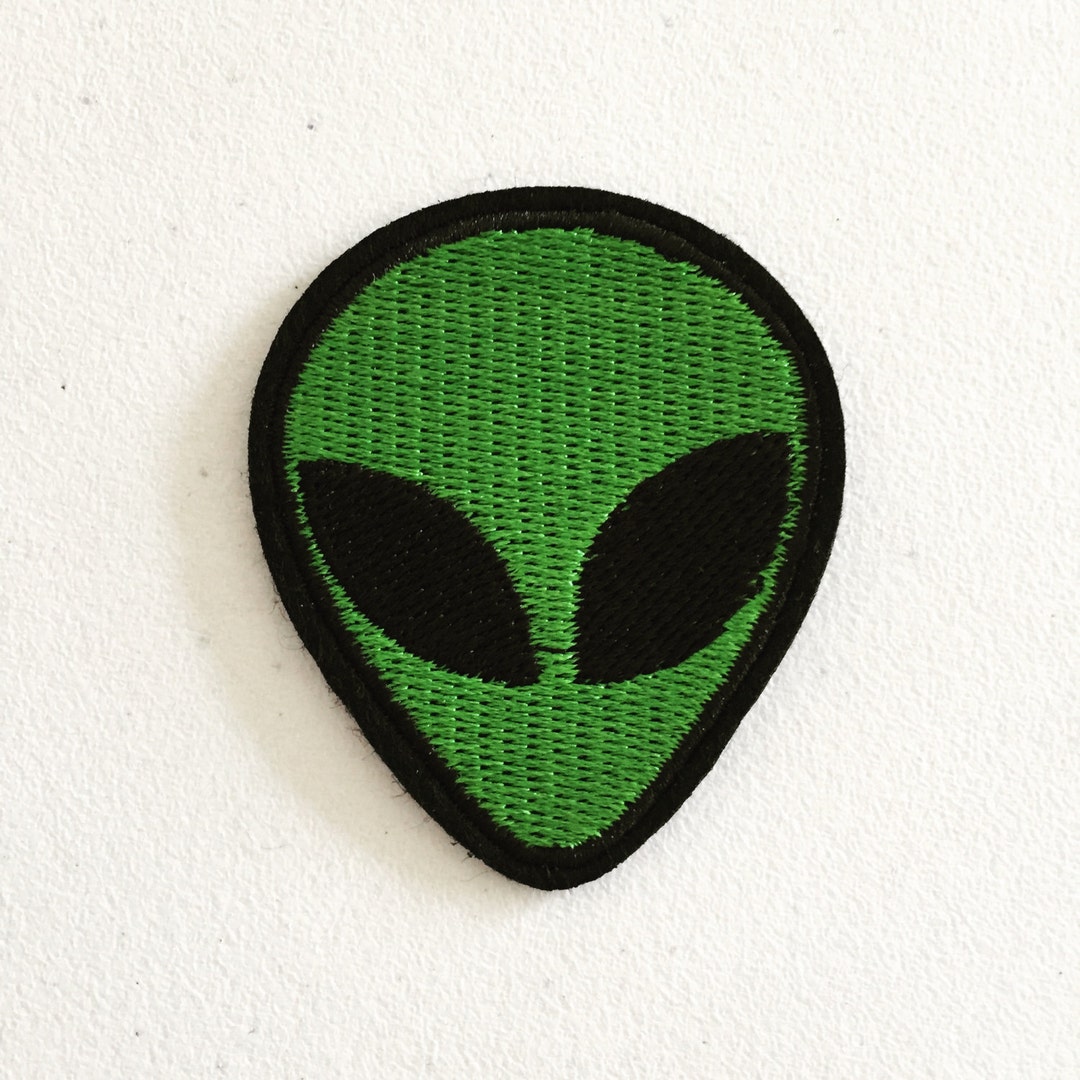 Alien Head Iron-on Patch, Extraterrestrial Alien Badge, Sew on Patch ...
