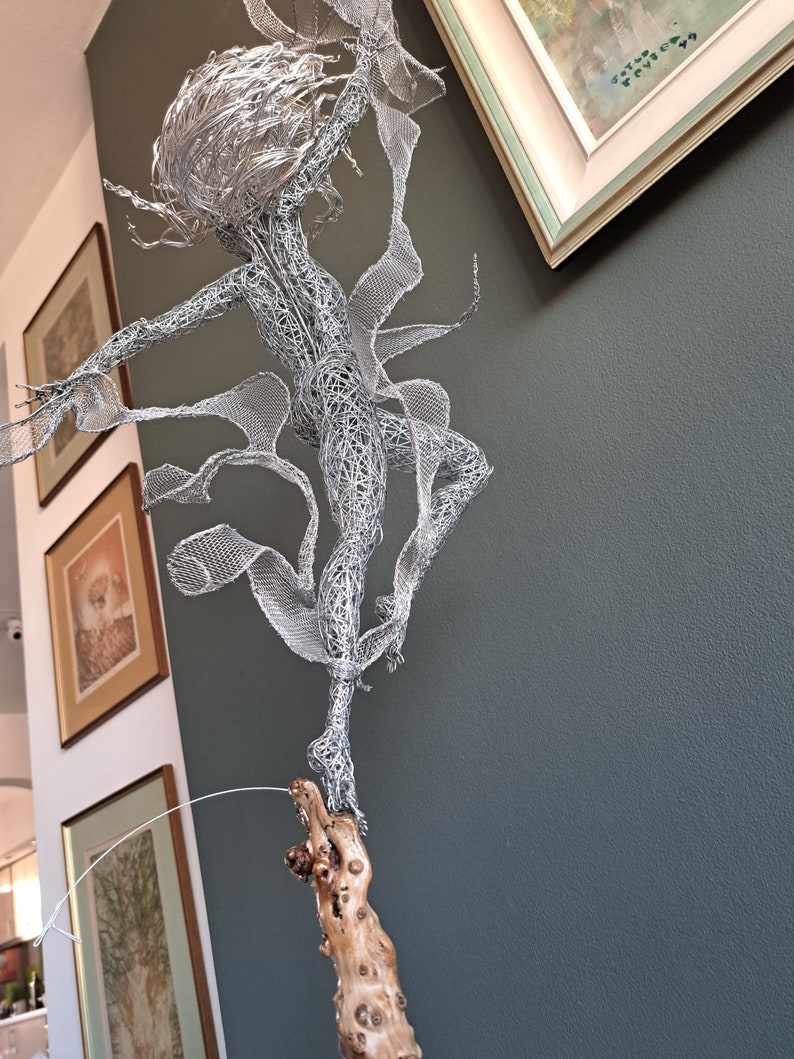 Air Flow Dancer Sculpture Wire Wind Statue Dancing on Air - Etsy