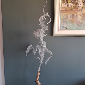 Air Flow Dancer Sculpture Wire Wind Statue Dancing on Air - Etsy