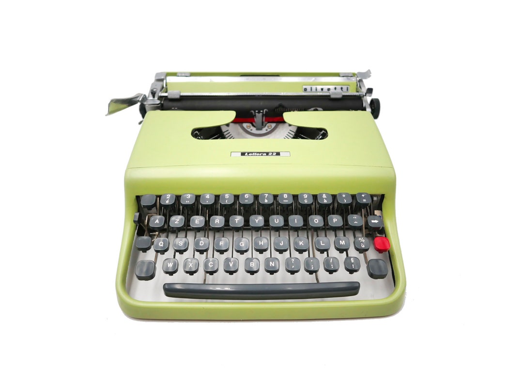 Vintage Typewriter Serviced New Ribbon Olivetti Lettera 22 Pear Green ...