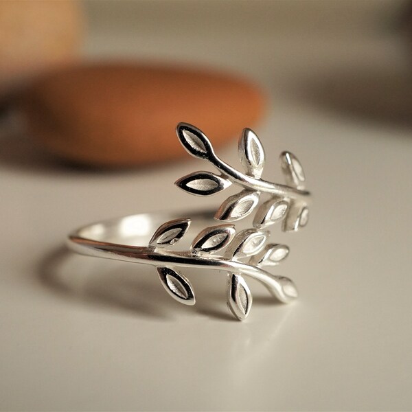 Sterling Silver Leaf Ring - Etsy
