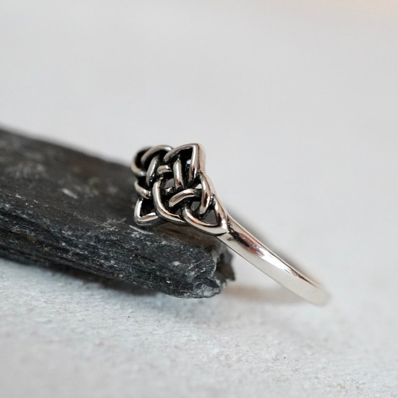 Double Knot Ring - Etsy
