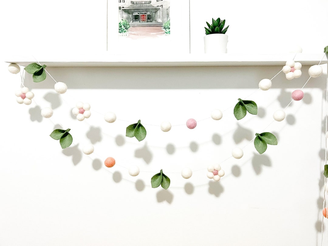Spring Felt Ball Garland , Spring Leaf Garland , Daisy Garland ,flower ...