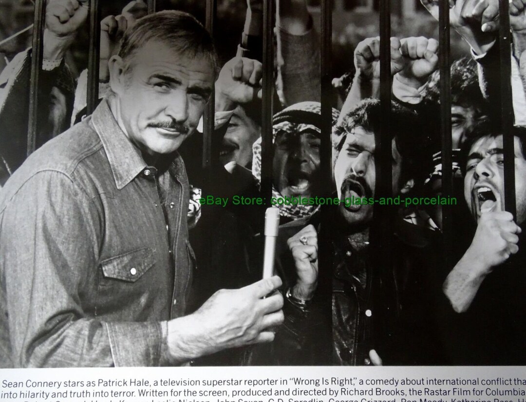 Sean Connery Stars as Patrick Hale in Wrong is Right 8x10 Press Photo ...
