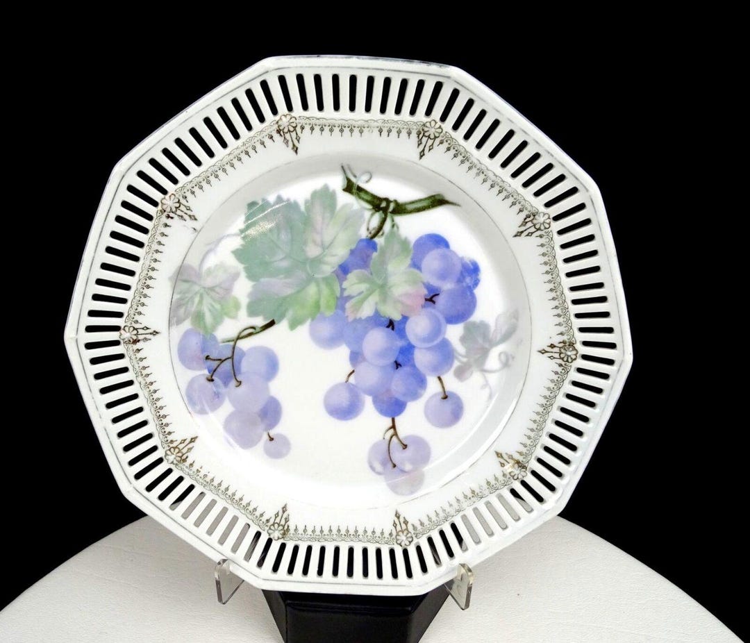 Carl Schumann Bavaria Porcelain Grapes & Leaves Pierced Rim 8 1/8 Plate ...