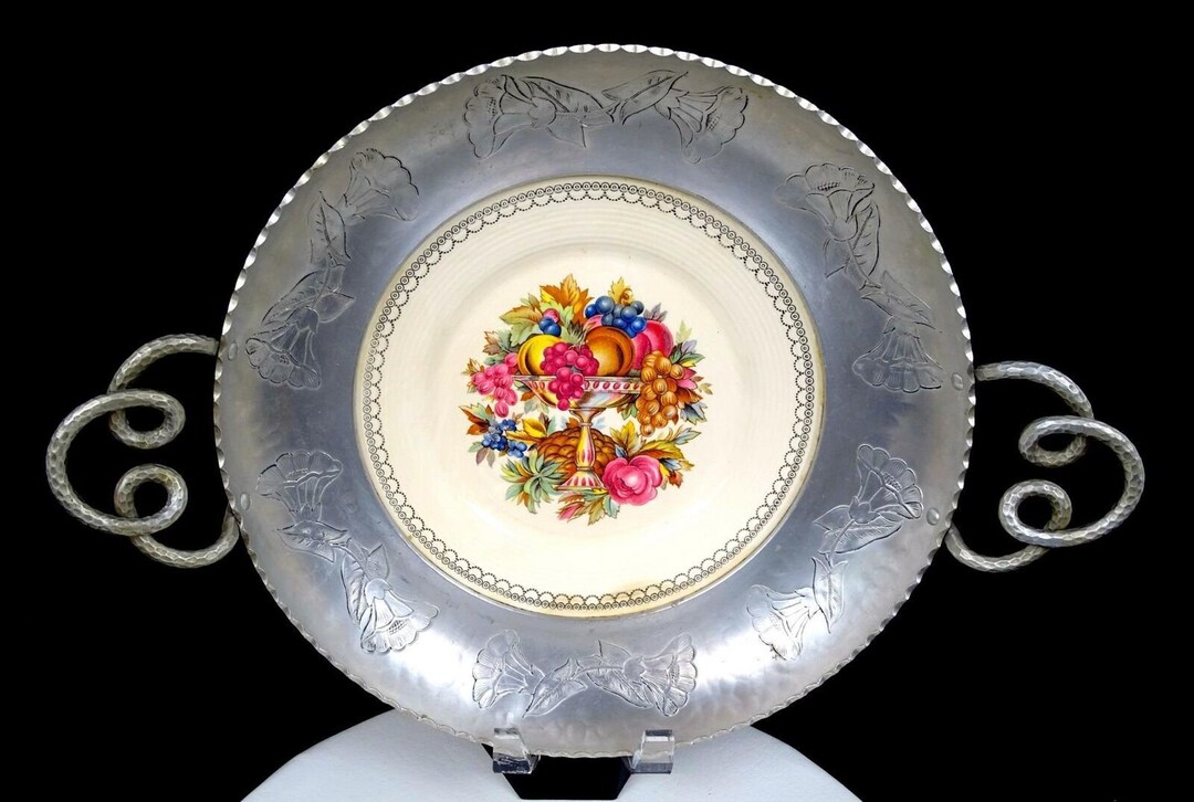Limoges Usa Triumph White Gold Farberware Aluminum 17 3/4 Centerpiece ...