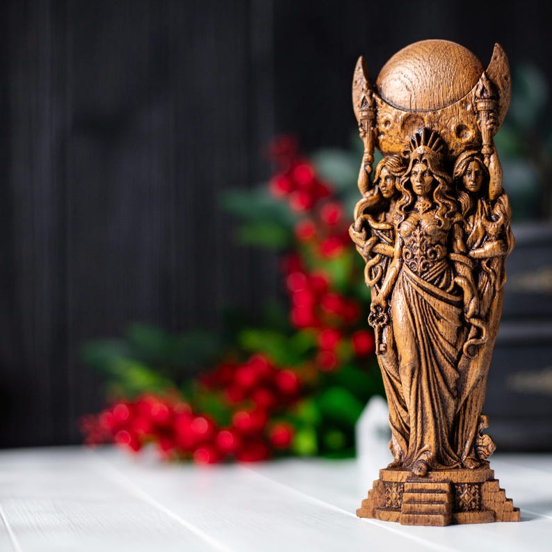 Hecate Statue Triple Goddess, Hekate Altar, With Crossroads, Hecate Key ...