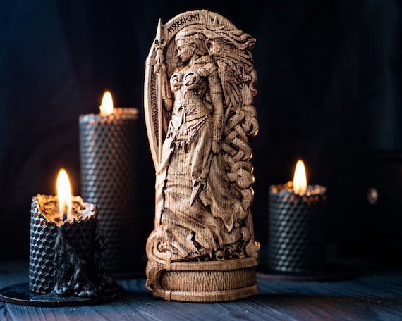 Morrigan Morrigu War and Fate Goddess Irish Goddess Pagan - Etsy