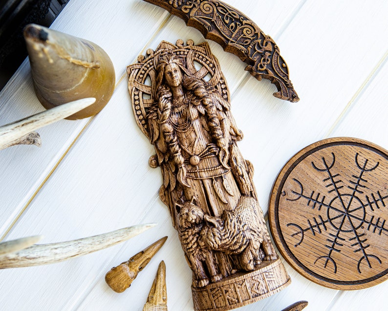 Freyja Statue – Viking Yule Gift of Freyja Goddess. Freya Wall Art Wall ...