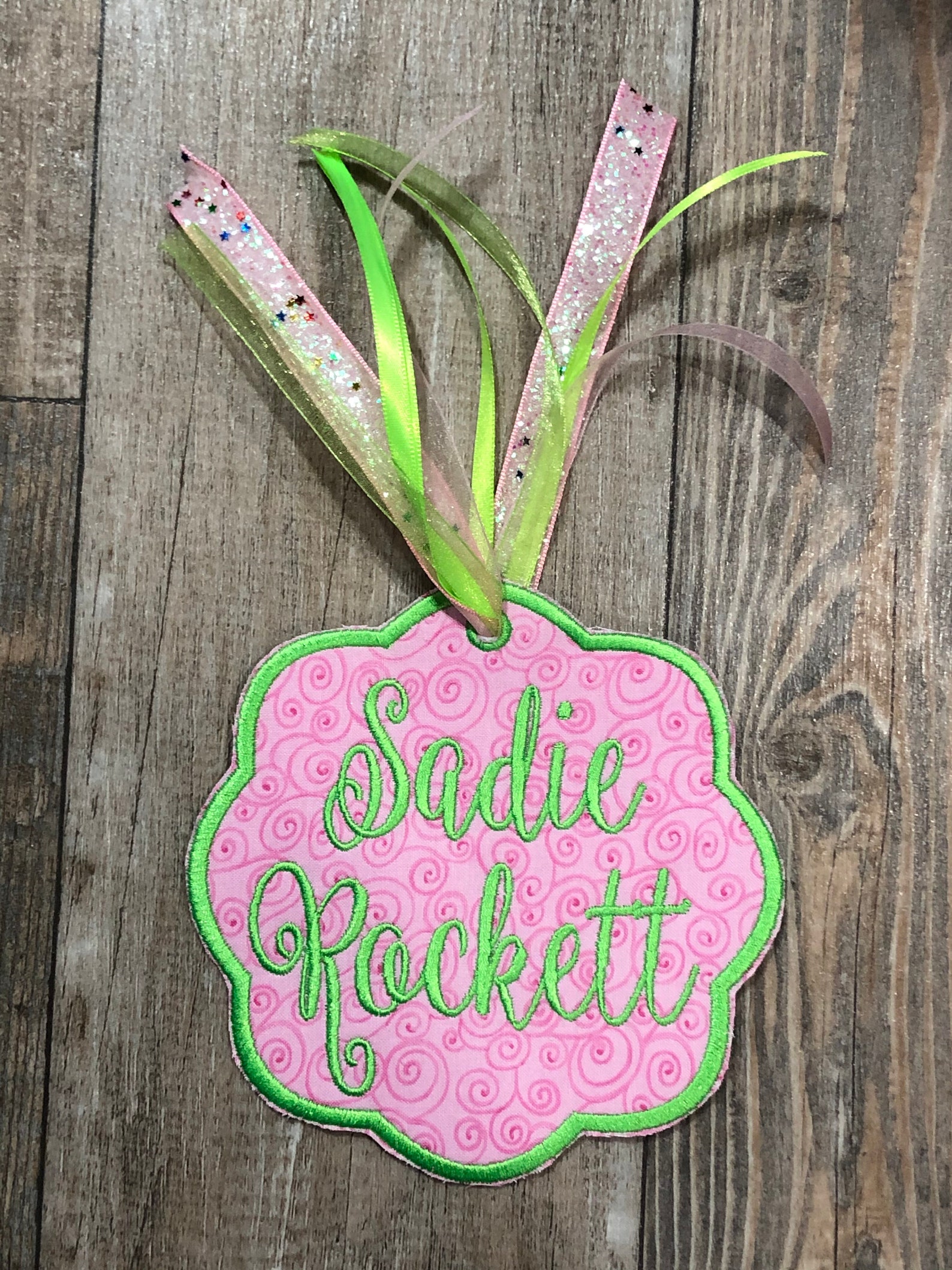 Personalized Name Tag, Embroidered Fabric Bag Tag, Scalloped Edge Name ...