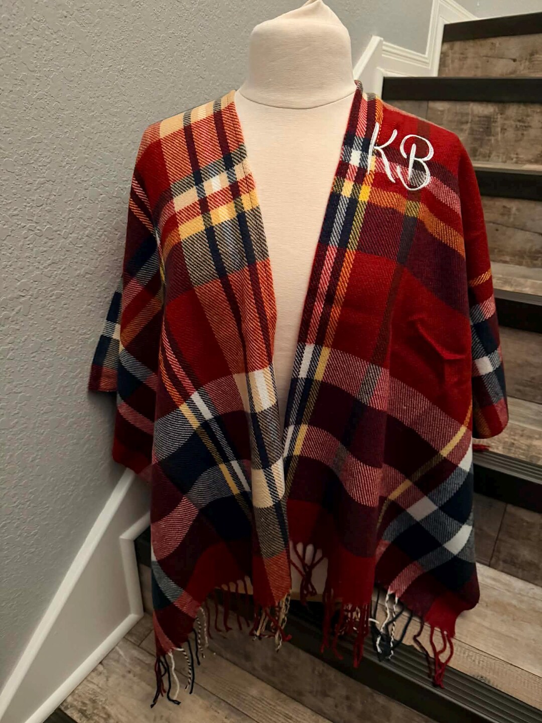Personalized Embroidered Monogram Viv and Lou Plaid Blanket Shawl - Etsy