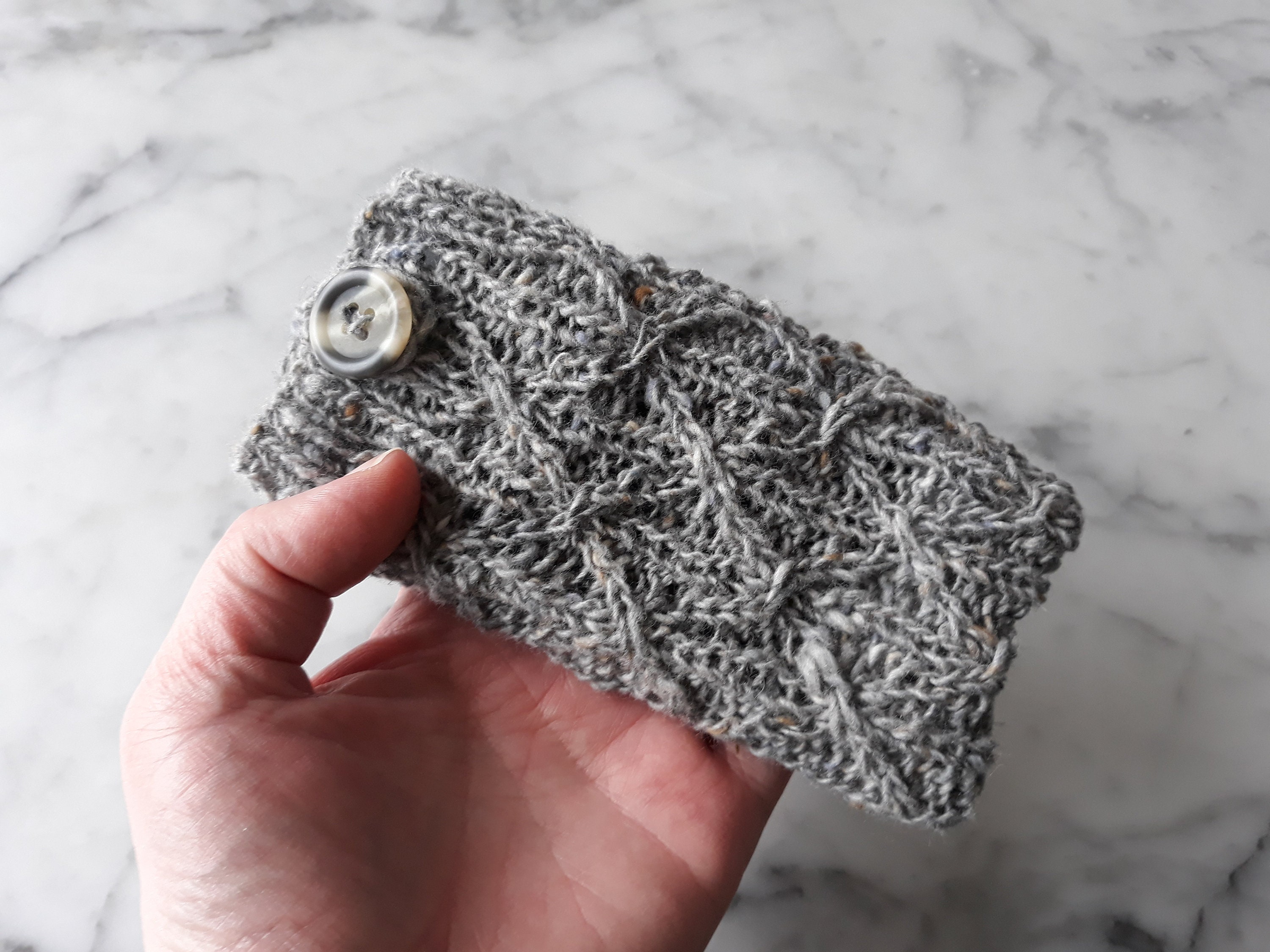 Knit phone cozy: cell phone cover in Irish tweed wool. Original design ...