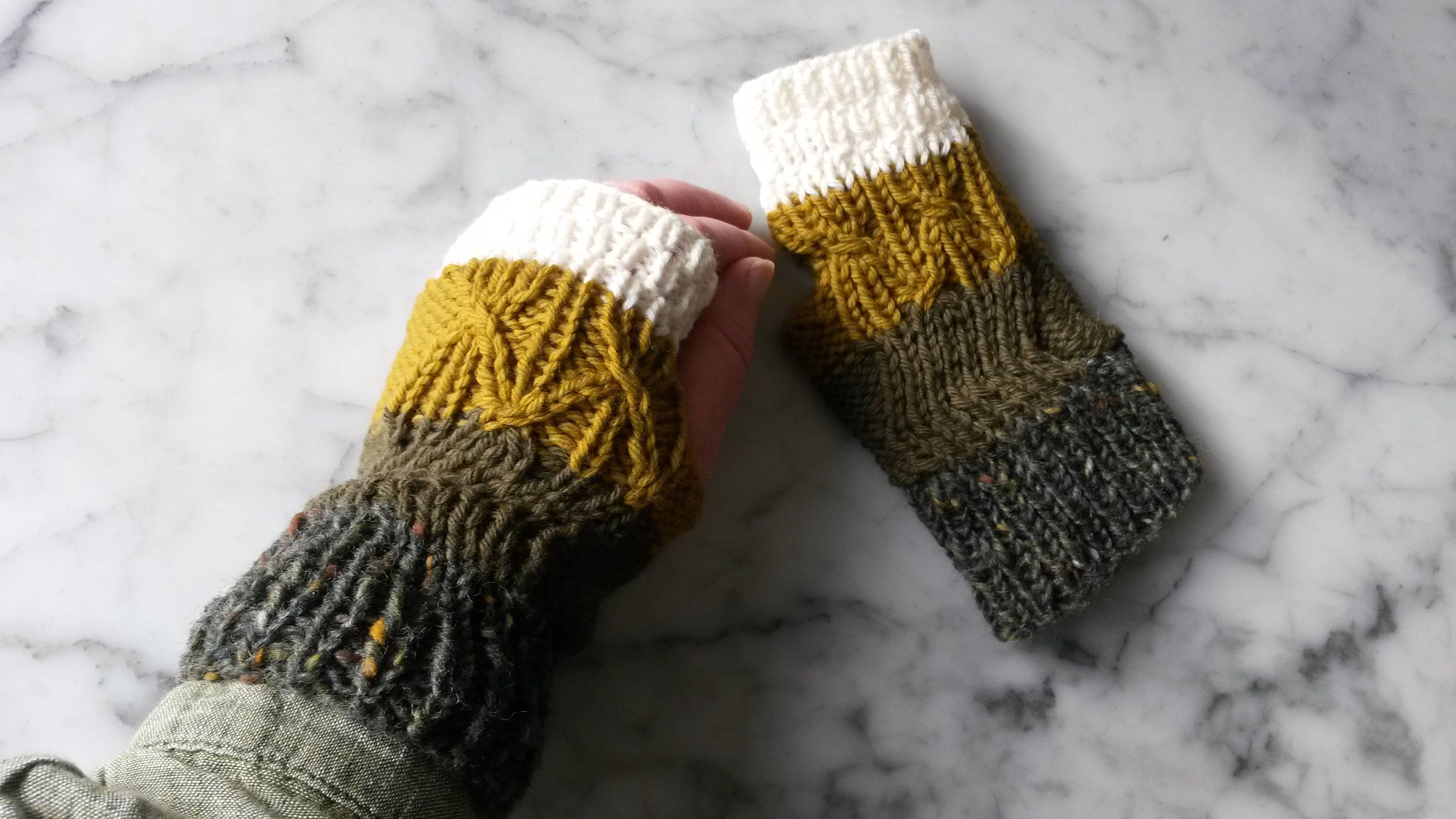 Knit mittens: fingerless mitts; original design. Fingerless gloves ...