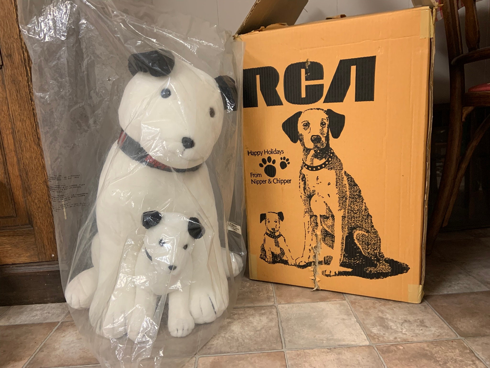 RCA Chipper and Nipper Large Plush New in Cellophane Original Box Dog ...