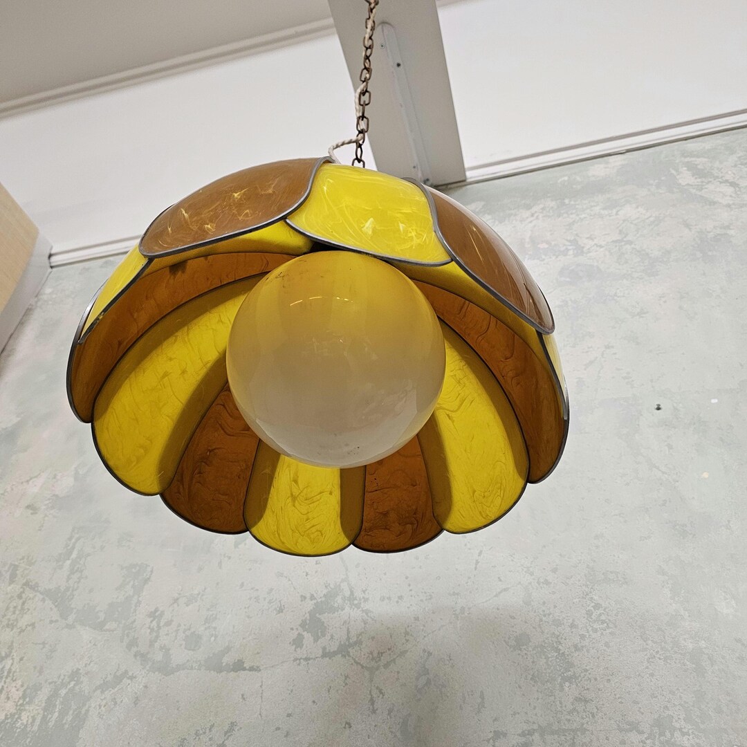 Vintage Ceiling Lighting / Scalloped Pendant Light / Yellow Brown ...