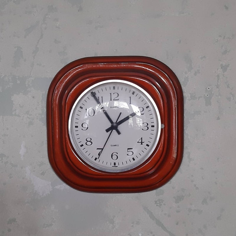 Retro Kitchen Clock - Etsy