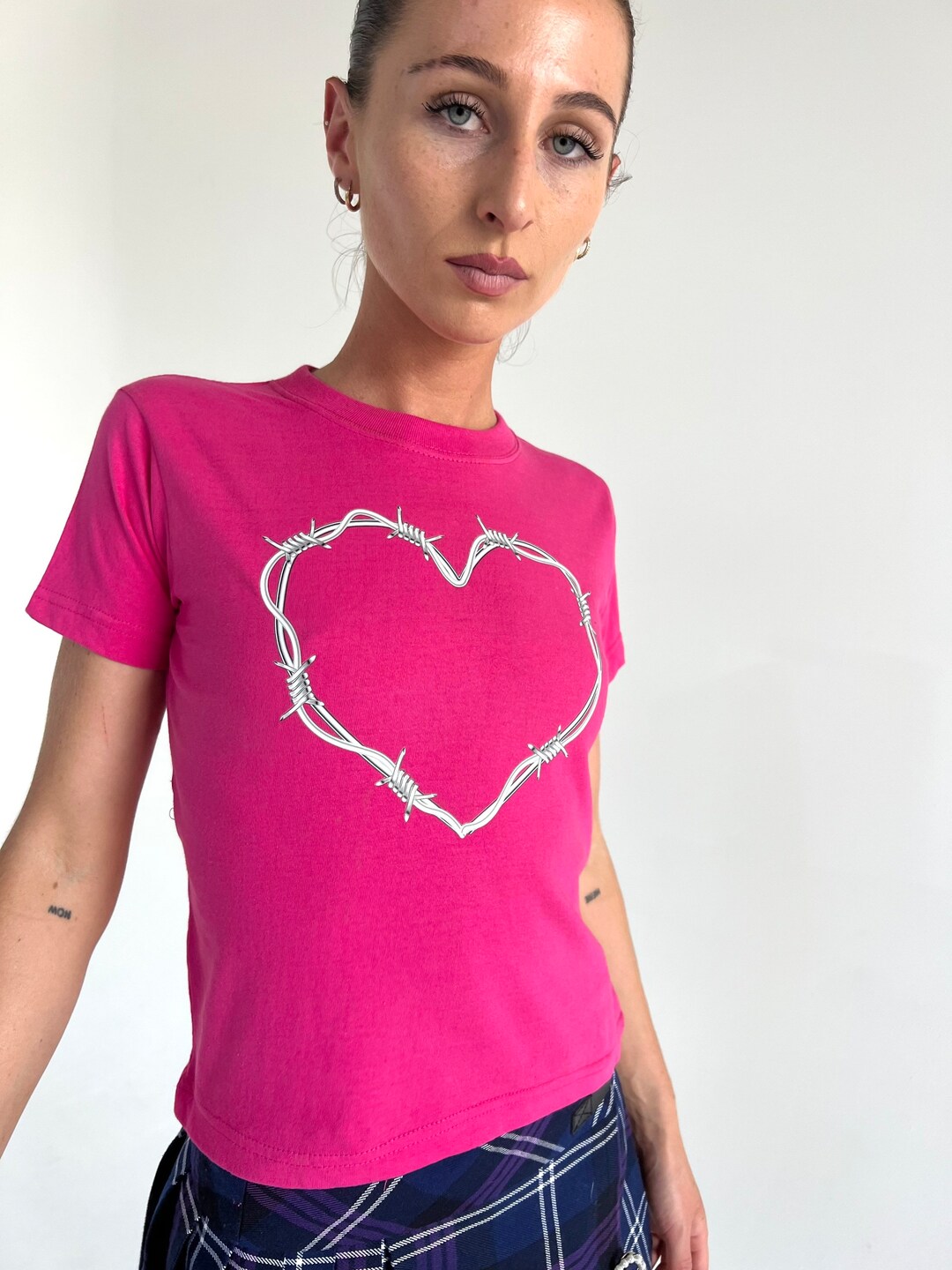 2000s Hot Pink Baby Tee With Barbed Wire Heart - Etsy