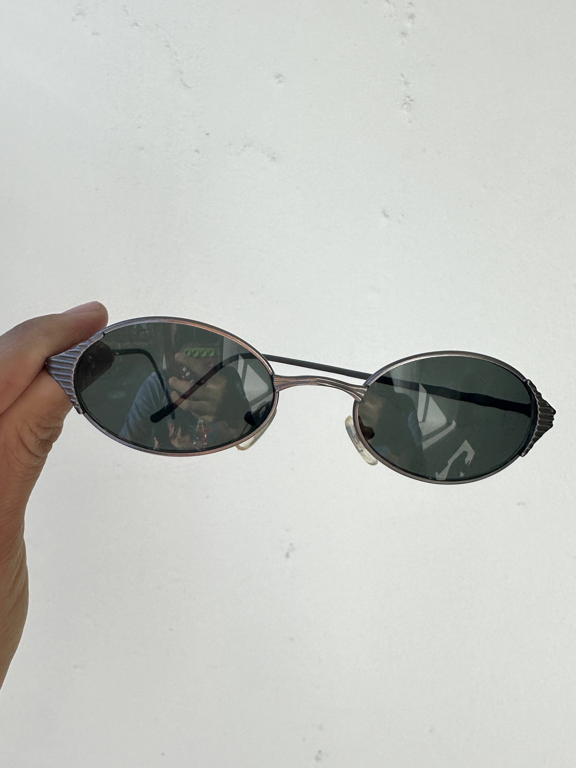 Amazing Silver Metal Vintage 90s Metallic Silver Sunnies Sunglasses Sun ...