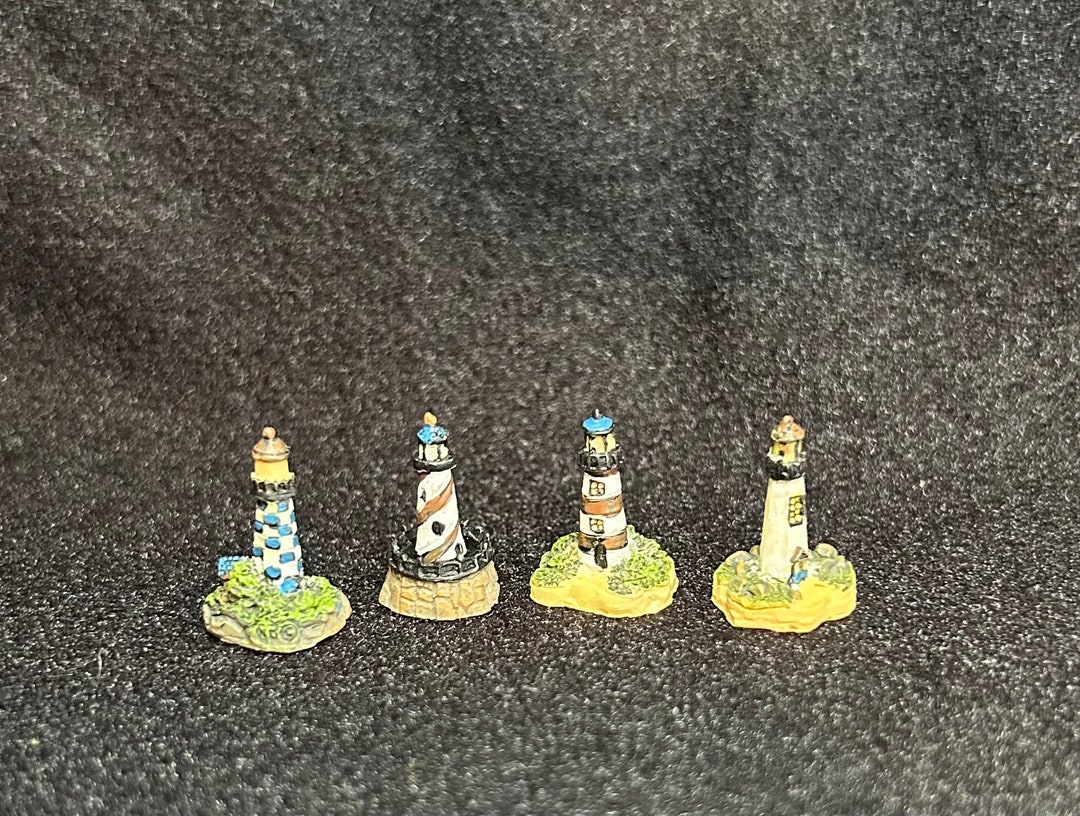 Miniature Lighthouses Set of 4 - Etsy