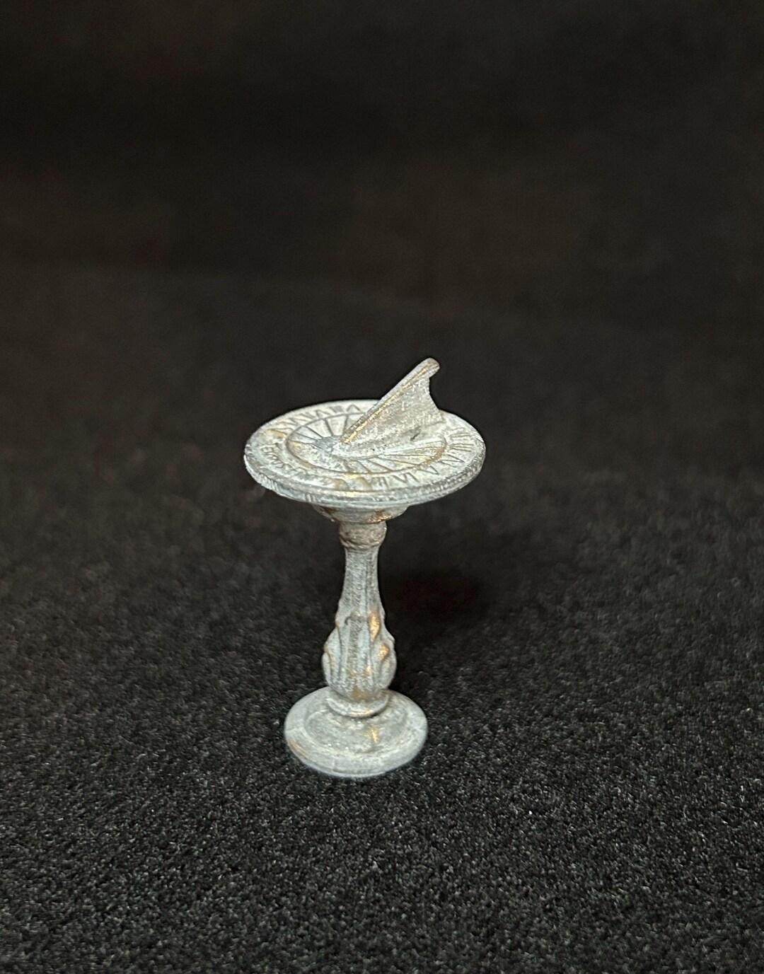 1/24 Scale Miniature Metal Sundial - Etsy