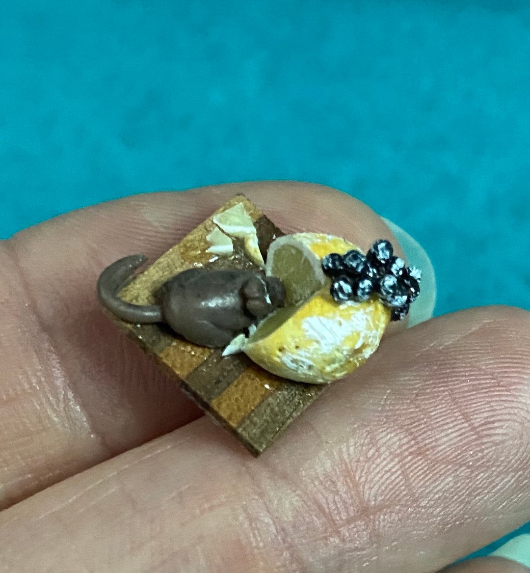 1/2 Scale Miniature Cheese With Mouse - Etsy