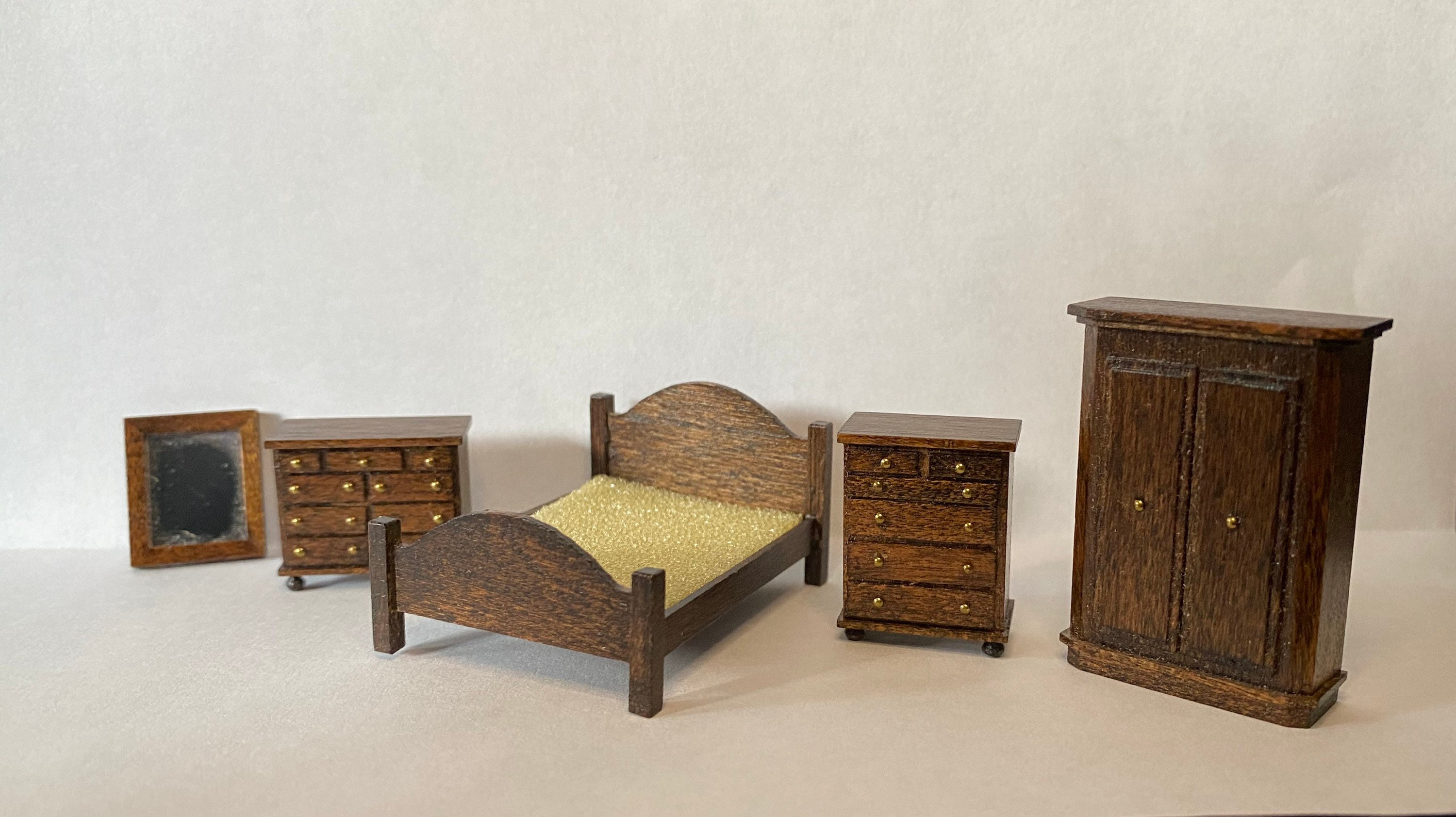 1/4” Scale Miniature Walnut 5 Piece Bedroom Set - Etsy
