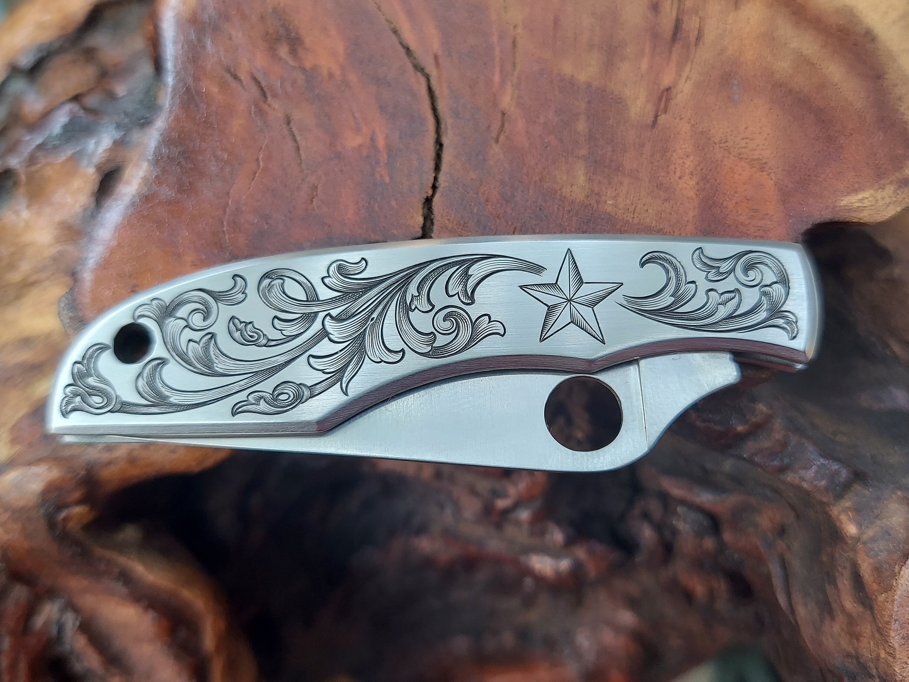 Custom Hand Engraved 'texas Star' Scroll Spyderco - Etsy