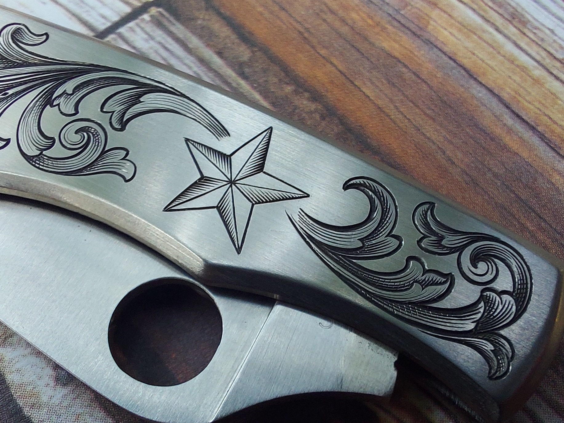 Custom Hand Engraved 'texas Star' Scroll Spyderco - Etsy