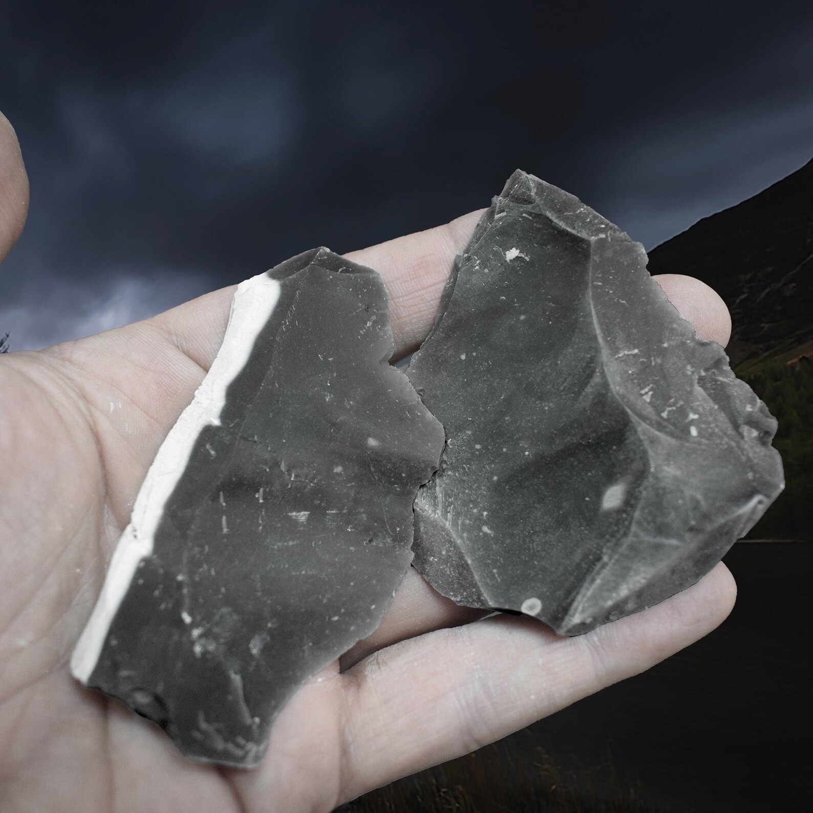 Hand-knapped UK Medium Flint Stone Flake for Camping and Reenactment - Etsy