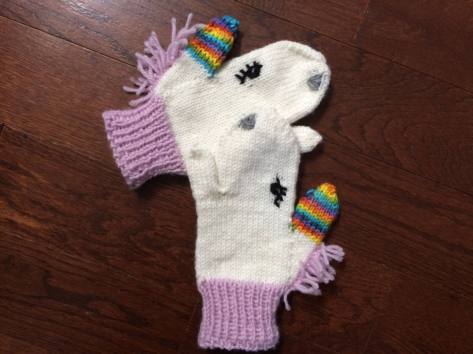 Knitting Pattern for Unicorn Mittens - Etsy Canada