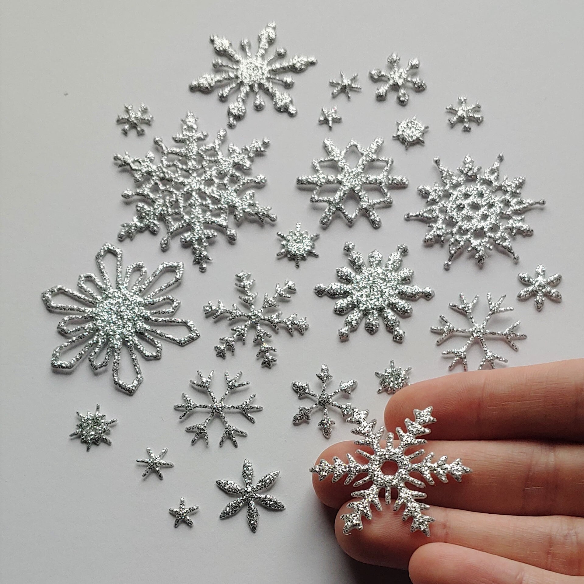 25 Snowflake Die Cuts, Glitter Foam, Winter Themed Crafts, Snowflake ...