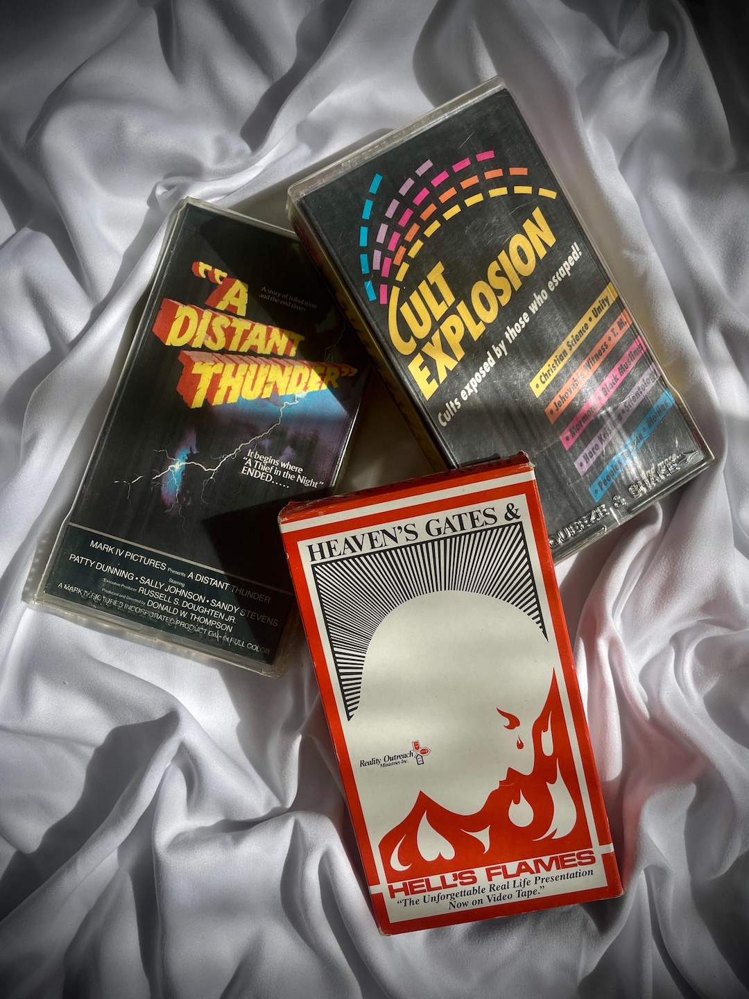 Cult VHS Lot - Cult Explosion; Heaven's Gates & Hell's Flames ; "a ...