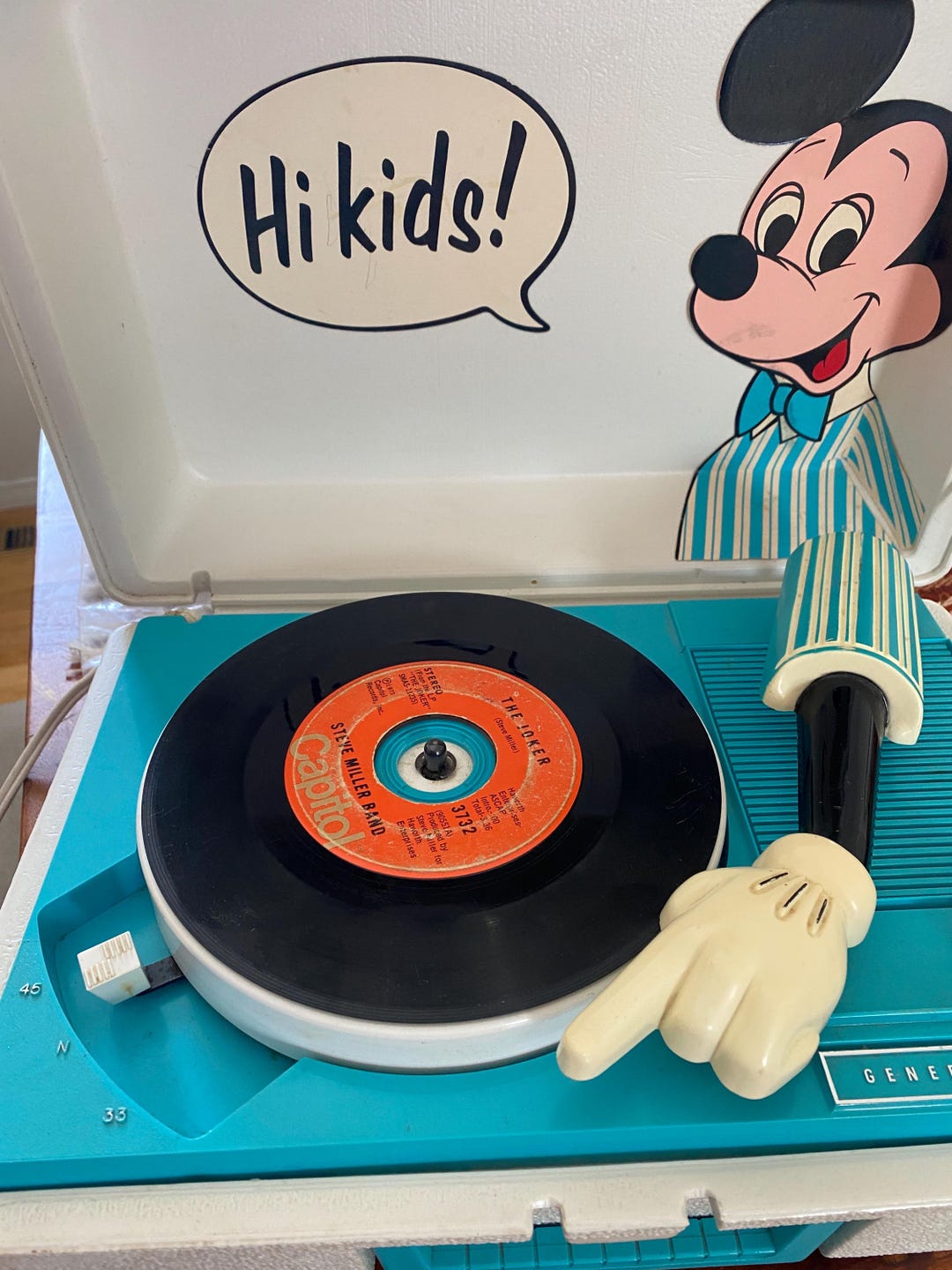 Vintage Mickey Mouse Record Player WORKS! Latch Broken - Etsy
