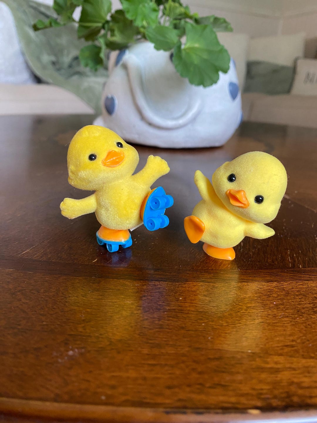 2 Vintage Flocked Chicks - Etsy