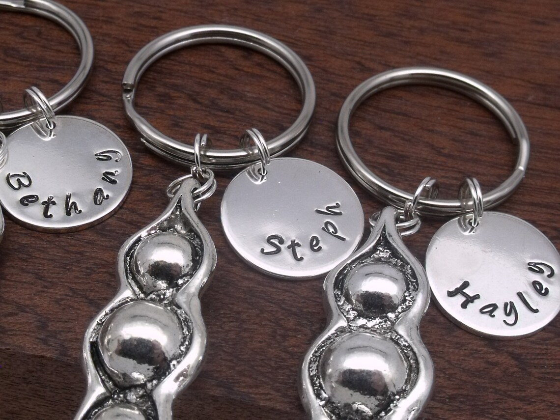 3 (three) Peas in a Pod Custom Name Keyring Set Gift, Set of 3 Peas in ...