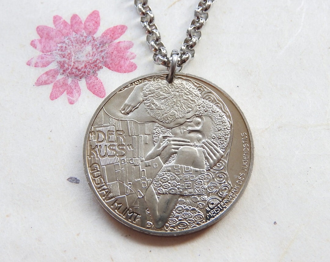 The Kiss | Gustav Klimt Painting Coin Token Necklace/keychain - Limited ...