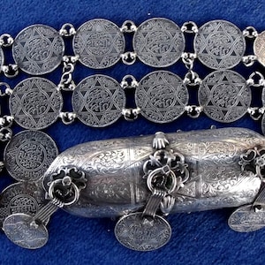 Morocco - Great MDEMA Silver Belt 2 Rows Totaling 34 Pieces of 1 Rial ...