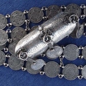 Morocco - Great MDEMA Silver Belt 2 Rows Totaling 34 Pieces of 1 Rial ...