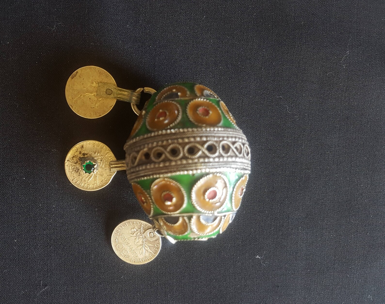 Morocco-ethnic - Old Oval Pectoral Bead “TAGMOUT”, Solid Silver, Enamel ...