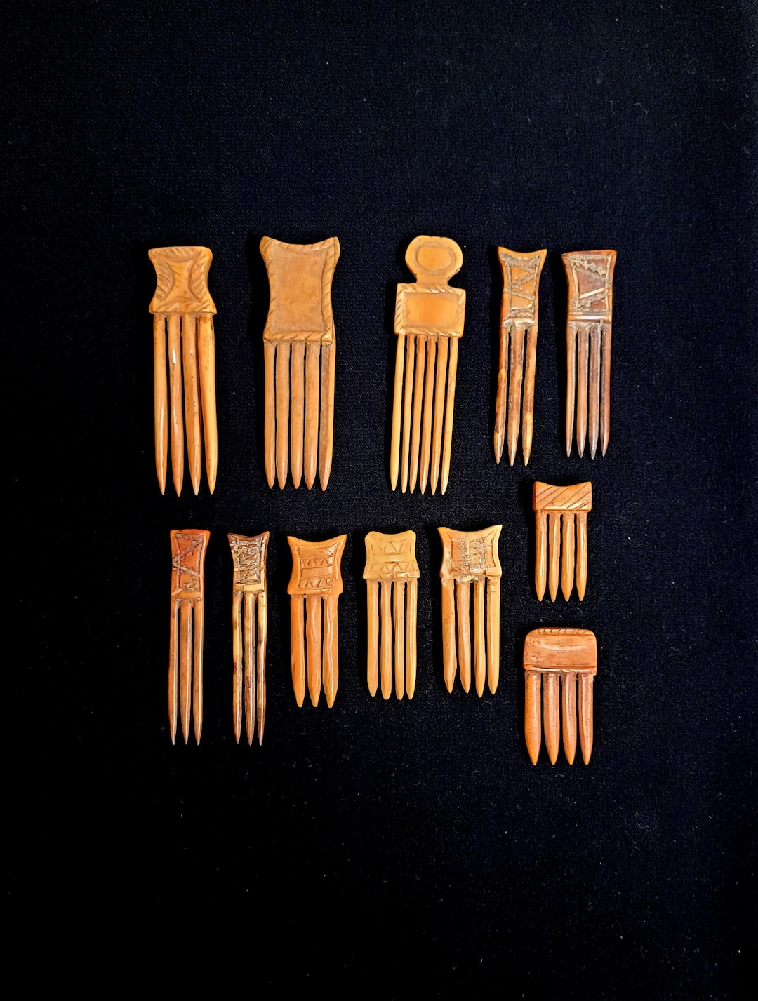 Set of 14 Akan and Baoulé Wooden Combs of Different Sizes, Ivory Coast ...