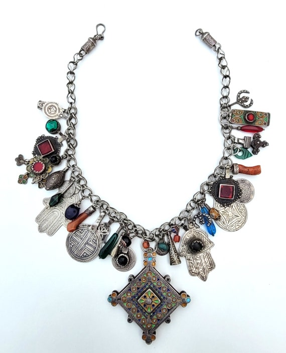 Old Amazigh Berber necklace in silver and various pen… - Gem
