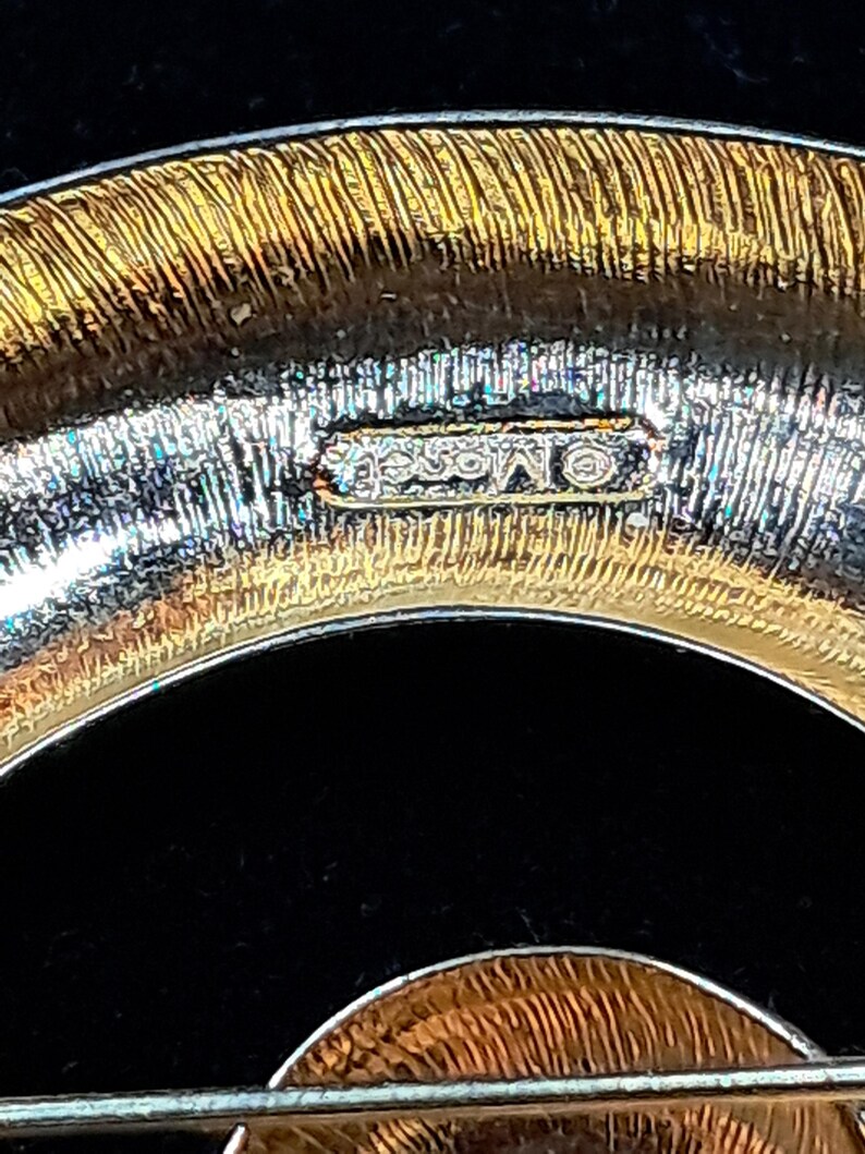 Brooch MONET Large Swirl Modernist Gold Tone Vintage Signed - Etsy