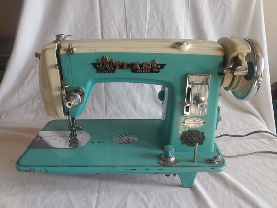 Vintage ATLAS Deluxe Precision Portable Sewing Machine No Vintage ATLAS Deluxe Precision Portable Sewing Machine No