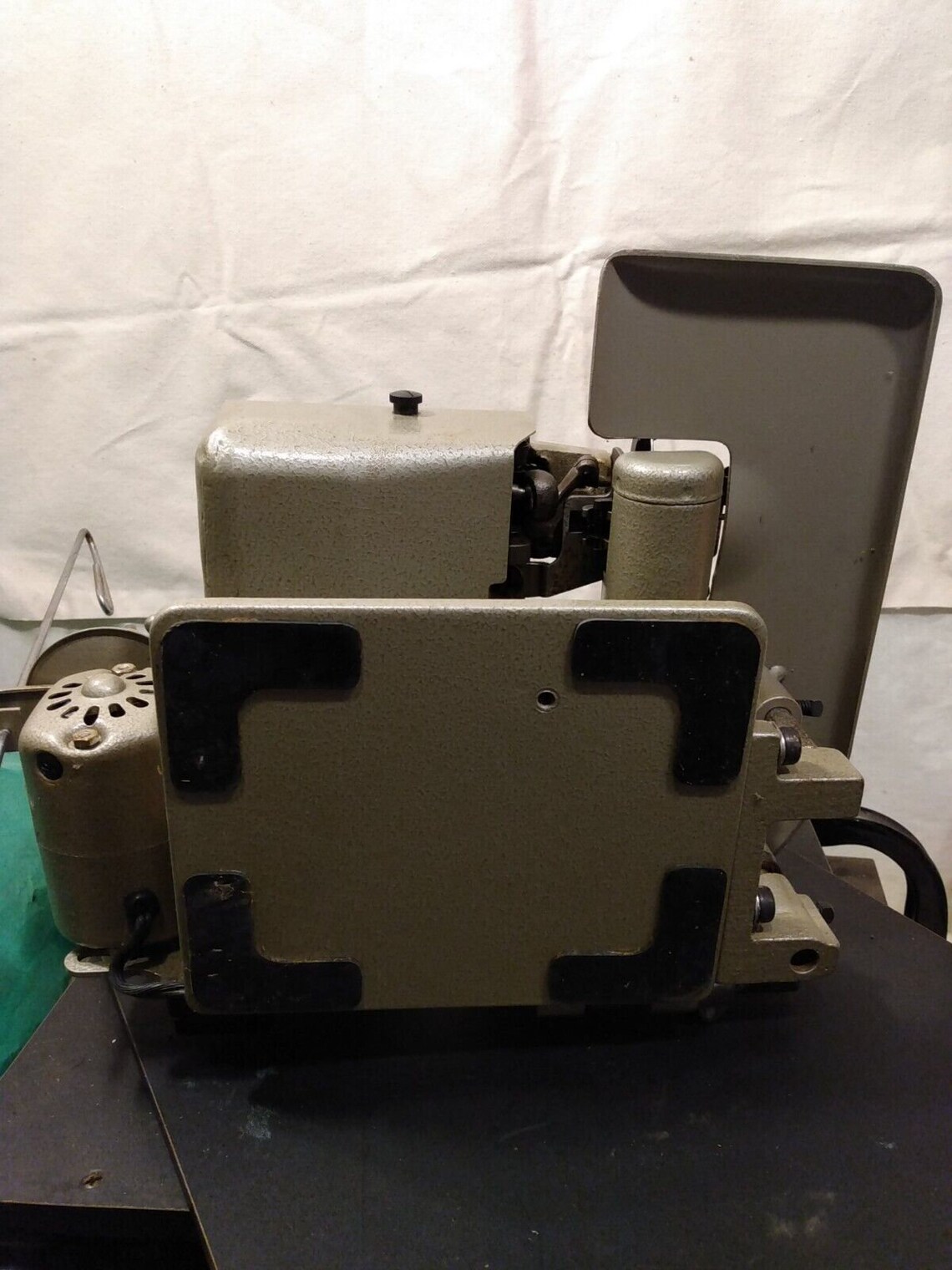 Chandler - Mini Skipper Portable Blindstitch Sewing Machine (blind ...
