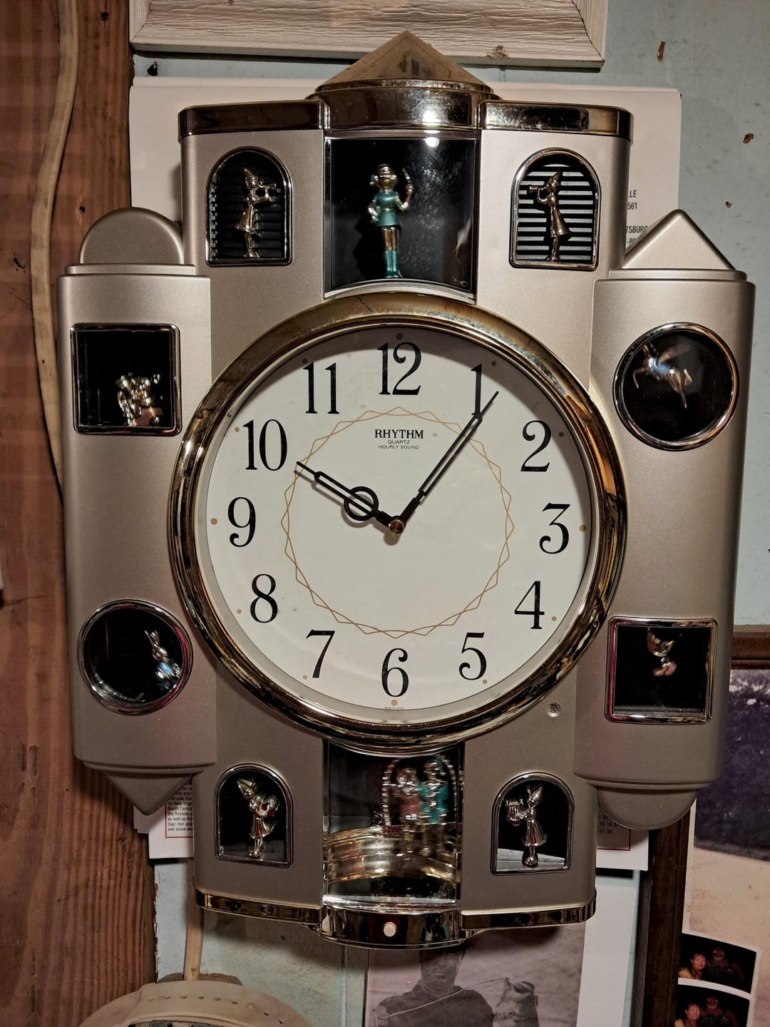 EUC Rhythm Small World Fairy Tale Castle 80’s Songs Musical Wall Clock ...