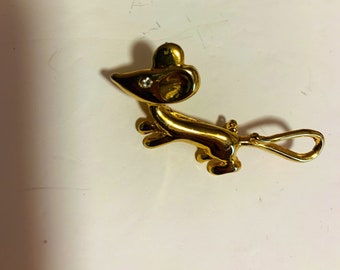 1928 Brand 1990s-era Gold Tone Mouse in a Teacup Brooch - Etsy