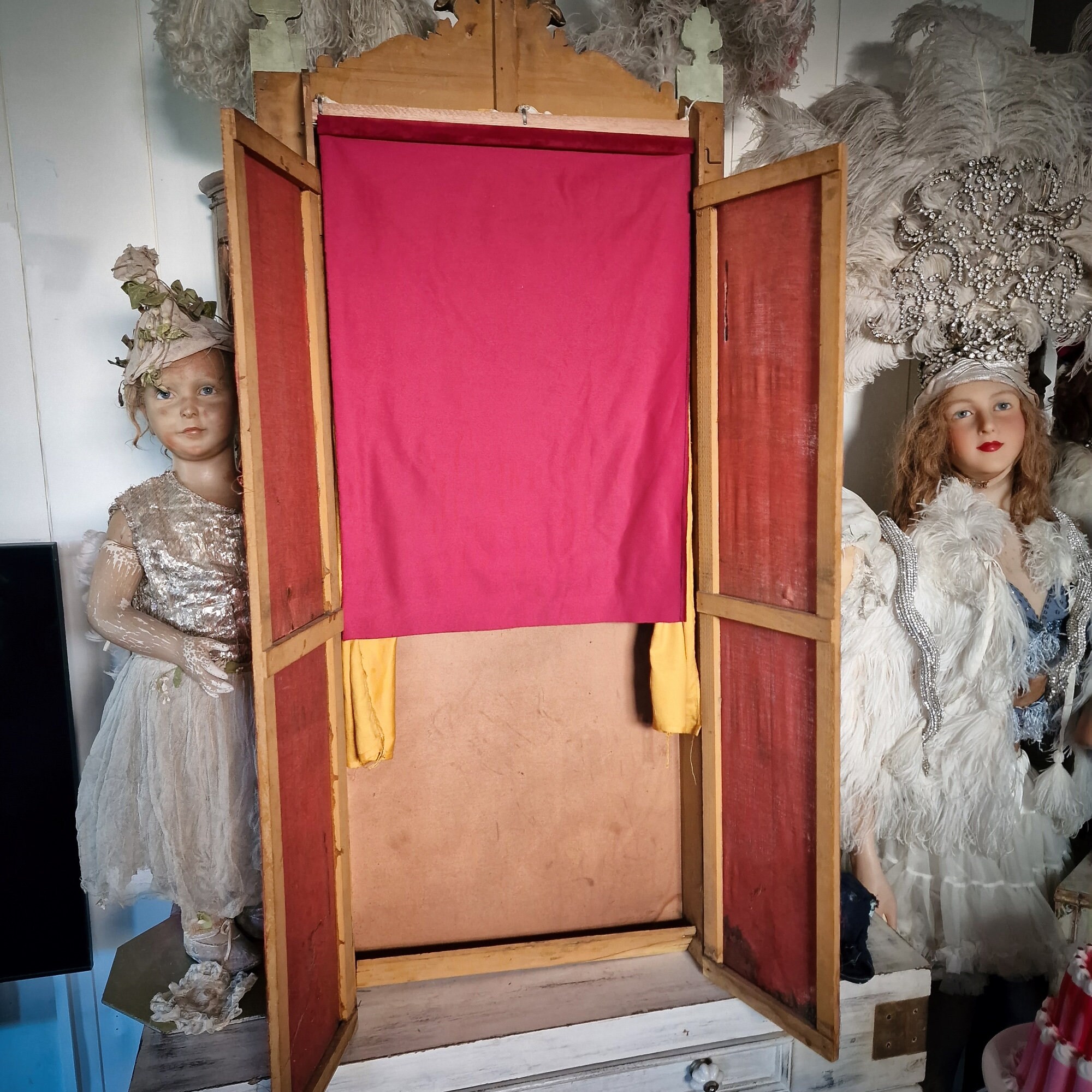 Late 19th C. French Guignol Theater With 2 Puppets - Etsy