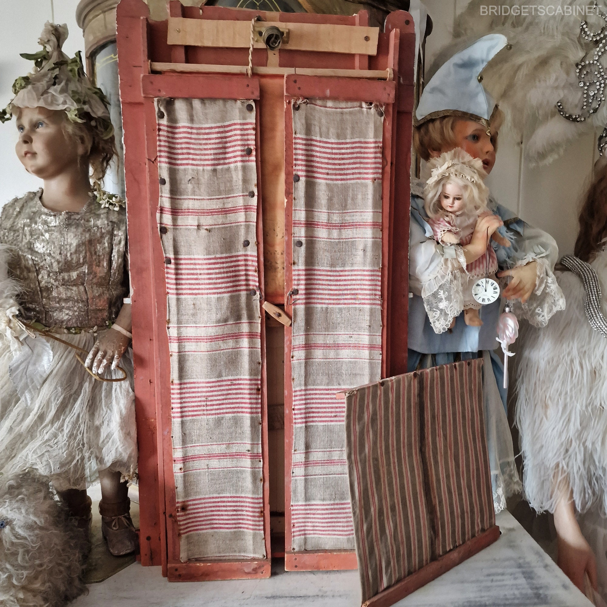 Late 19th-century Guignol Puppet Theater With 2 Original Puppets - Etsy